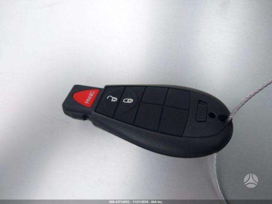 Pelēks Dodge Challenger 2011 Klaipėda, ar dzinēja tilpumu 3.60 L un nobraukumu 233 tūkst. km par 4250 €, foto 7 vietnē AUTOMOTO.COM.LV