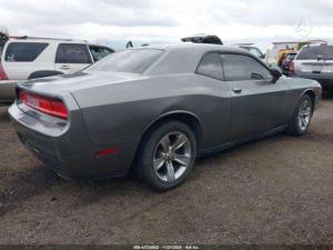 Pelēks Dodge Challenger 2011 Klaipėda, ar dzinēja tilpumu 3.60 L un nobraukumu 233 tūkst. km par 4250 €, foto 14 vietnē AUTOMOTO.COM.LV