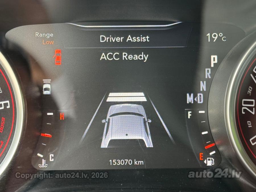 Grey Dodge Challenger 2015 in Tallinn, with an engine capacity of 3.60 L and mileage of 153 thousand km for 20500 €, photo 12 on AUTOMOTO.COM.LV