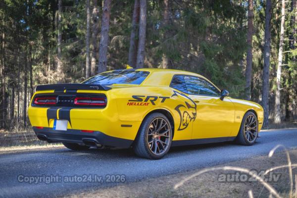 Grey Dodge Challenger 2016 in Tallinn, with an engine capacity of 6.20 L and mileage of 23 thousand km for 64000 €, photo 8 on AUTOMOTO.COM.LV