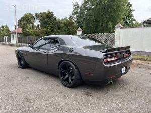 Pelēks Dodge Challenger 2016 Ventspils, ar dzinēja tilpumu 3.60 L un nobraukumu 114 tūkst. km par 20990 €, foto 3 vietnē AUTOMOTO.COM.LV