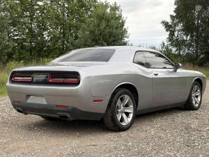 Grey Dodge Challenger 2016 in Ukmerge, with an engine capacity of 3.60 L and mileage of 270 thousand km for 8300 €, photo 6 on AUTOMOTO.COM.LV