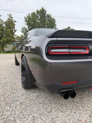 Pelēks Dodge Challenger 2016 Ventspils, ar dzinēja tilpumu 3.60 L un nobraukumu 117 tūkst. km par 20990 €, foto 30 vietnē AUTOMOTO.COM.LV