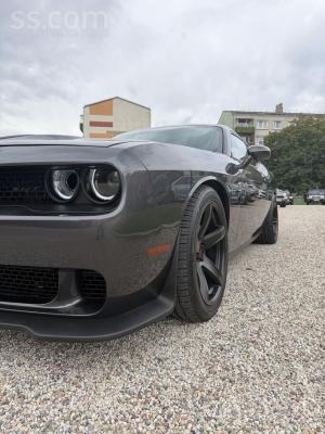Pelēks Dodge Challenger 2016 Ventspils, ar dzinēja tilpumu 3.60 L un nobraukumu 117 tūkst. km par 20990 €, foto 32 vietnē AUTOMOTO.COM.LV