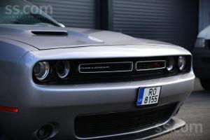 Grey Dodge Challenger 2018 in Riga, with an engine capacity of 5.70 L and mileage of 177 thousand km for 21995 €, photo 10 on AUTOMOTO.COM.LV