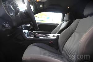 Grey Dodge Challenger 2018 in Riga, with an engine capacity of 5.70 L and mileage of 177 thousand km for 21995 €, photo 15 on AUTOMOTO.COM.LV