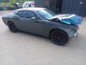 Grey Dodge Challenger 2018 in Vilnius, with an engine capacity of 6.42 L and mileage of 28 thousand km for 17700 €, photo 7 on AUTOMOTO.COM.LV