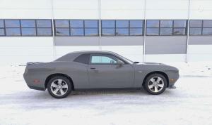 Grey Dodge Challenger 2019 in Kaunas, with an engine capacity of 3.60 L and mileage of 82 thousand km for 19100 €, photo 4 on AUTOMOTO.COM.LV