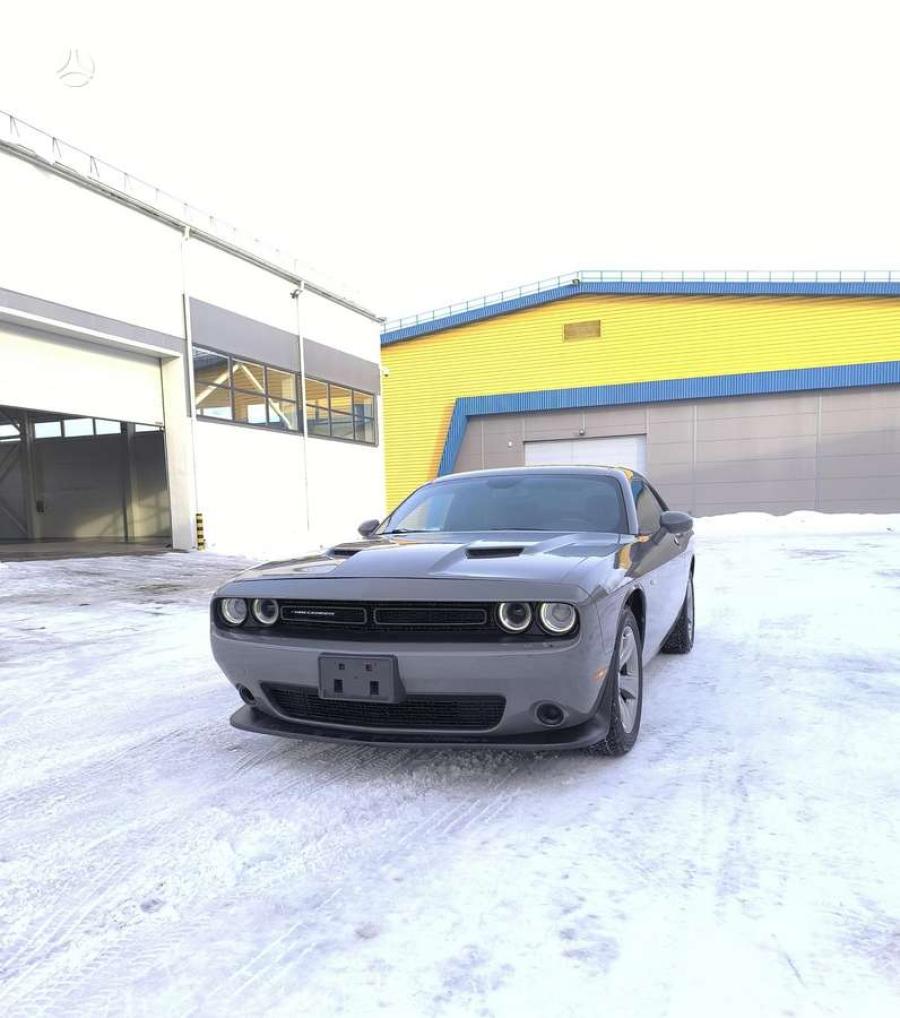 Grey Dodge Challenger 2019 in Kaunas, with an engine capacity of 3.60 L and mileage of 82 thousand km for 19100 €, photo 10 on AUTOMOTO.COM.LV