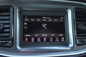 Pelēks Dodge Challenger 2019 Viļņa, ar dzinēja tilpumu 3.60 L un nobraukumu 89 tūkst. km par 11900 €, foto 17 vietnē AUTOMOTO.COM.LV