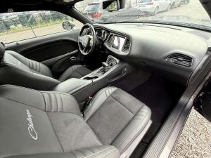 Pelēks Dodge Challenger 2021 Kretinga, ar dzinēja tilpumu 3.60 L un nobraukumu 28 tūkst. km par 20499 €, foto 26 vietnē AUTOMOTO.COM.LV