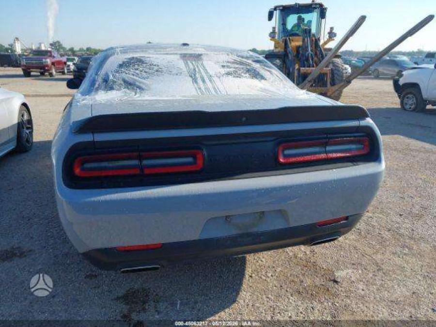 Grey Dodge Challenger 2021 in Klaipeda, with an engine capacity of 3.60 L and mileage of 86 thousand km for 9000 €, photo 17 on AUTOMOTO.COM.LV