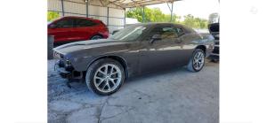 Pelēks Dodge Challenger 2021 Kauņa, ar dzinēja tilpumu 3.60 L un nobraukumu 73 tūkst. km par 11300 €, foto  vietnē AUTOMOTO.COM.LV
