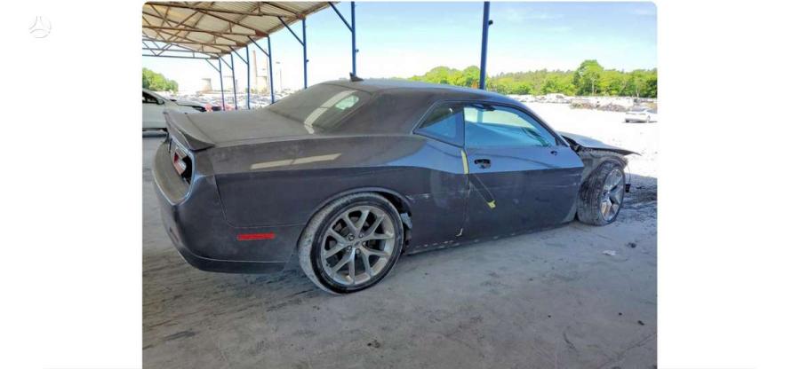 Grey Dodge Challenger 2021 in Kaunas, with an engine capacity of 3.60 L and mileage of 73 thousand km for 11300 €, photo 5 on AUTOMOTO.COM.LV