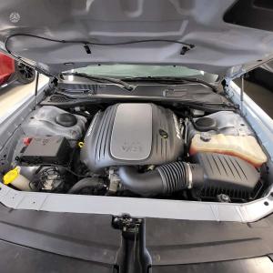 Grey Dodge Challenger 2021 in Siauliai, with an engine capacity of 5.65 L and mileage of 37 thousand km for 29400 €, photo 12 on AUTOMOTO.COM.LV
