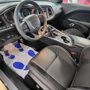 Grey Dodge Challenger 2021 in Siauliai, with an engine capacity of 5.65 L and mileage of 37 thousand km for 29400 €, photo 14 on AUTOMOTO.COM.LV