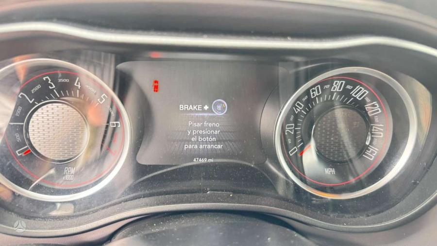 Grey Dodge Challenger 2022 in Ukmerge, with an engine capacity of 3.60 L and mileage of 76 thousand km for 7999 €, photo 9 on AUTOMOTO.COM.LV