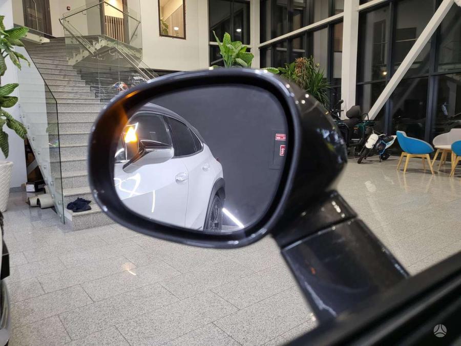 Pelēks Dodge Challenger 2022 Šauļi, ar dzinēja tilpumu 5.65 L un nobraukumu 32 tūkst. km par 31400 €, foto 22 vietnē AUTOMOTO.COM.LV