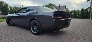 Pelēks Dodge Challenger 2023 Kretinga, ar dzinēja tilpumu 5.70 L un nobraukumu 10 tūkst. km par 29999 €, foto 7 vietnē AUTOMOTO.COM.LV