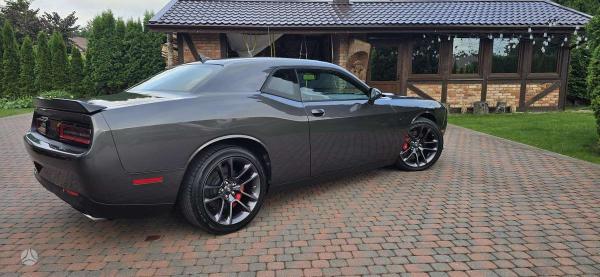 Dodge Challenger 2023 Kretinga vietnē Pelēks Dodge Challenger 2023 Kretinga, ar dzinēja tilpumu 5.70 L un nobraukumu 10 tūkst. km par 29999 €, foto 9 vietnē AUTOMOTO.COM.LV