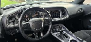 Pelēks Dodge Challenger 2023 Kretinga, ar dzinēja tilpumu 5.70 L un nobraukumu 10 tūkst. km par 29999 €, foto 21 vietnē AUTOMOTO.COM.LV