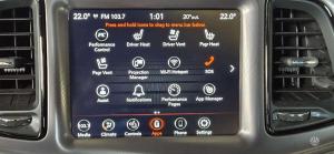 Pelēks Dodge Challenger 2023 Kretinga, ar dzinēja tilpumu 5.70 L un nobraukumu 10 tūkst. km par 29999 €, foto 33 vietnē AUTOMOTO.COM.LV