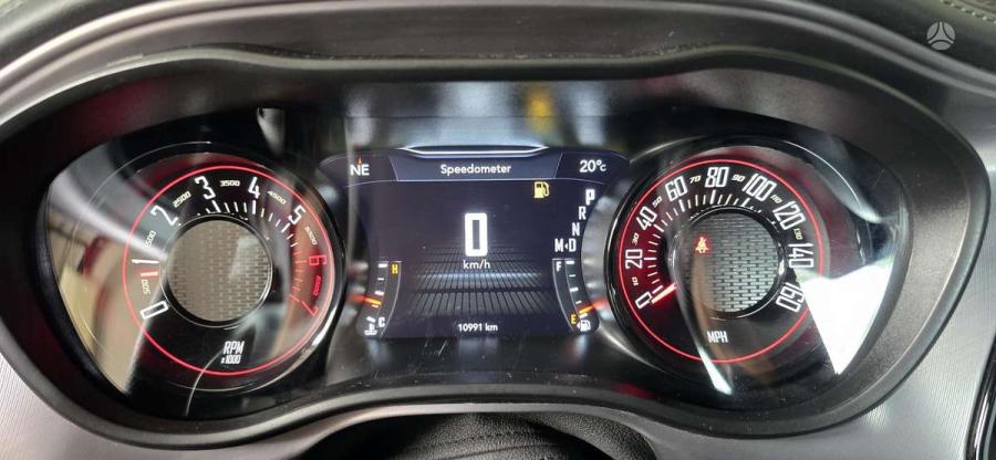 Pelēks Dodge Challenger 2023 Kretinga, ar dzinēja tilpumu 5.70 L un nobraukumu 10 tūkst. km par 29999 €, foto 38 vietnē AUTOMOTO.COM.LV