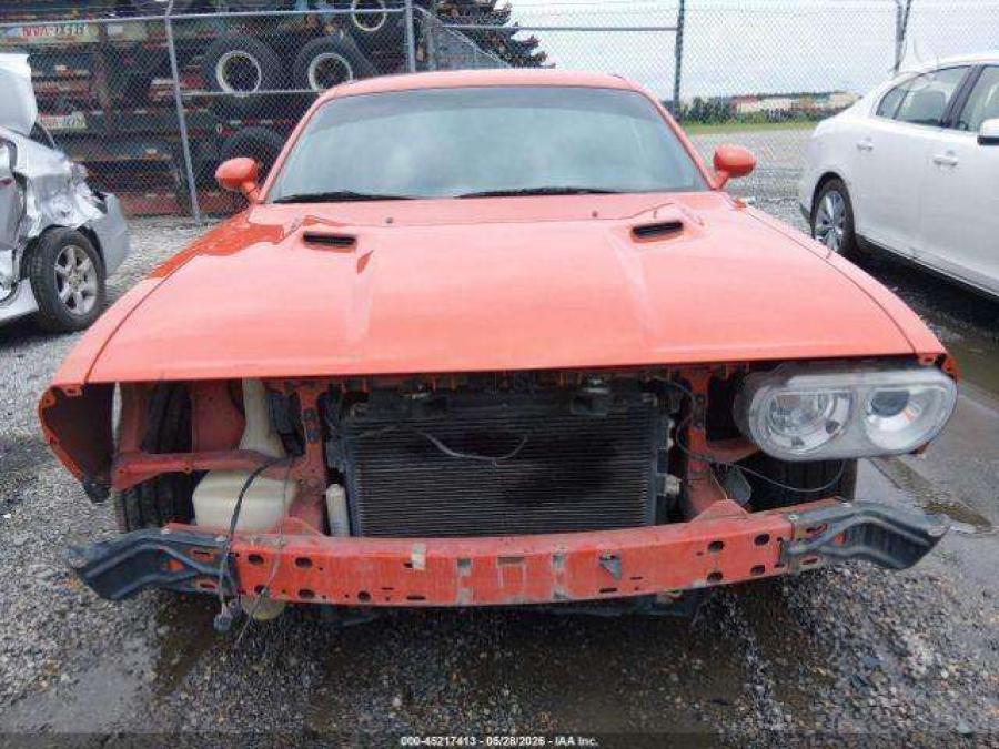 Oranžs Dodge Challenger 2013 Klaipėda, ar dzinēja tilpumu 5.70 L un nobraukumu 111 tūkst. km par 4000 €, foto 7 vietnē AUTOMOTO.COM.LV