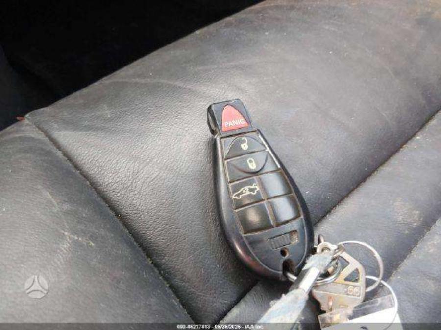 Oranžs Dodge Challenger 2013 Klaipėda, ar dzinēja tilpumu 5.70 L un nobraukumu 111 tūkst. km par 4000 €, foto 12 vietnē AUTOMOTO.COM.LV