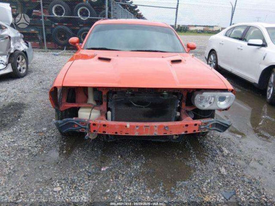 Oranžs Dodge Challenger 2013 Klaipėda, ar dzinēja tilpumu 5.70 L un nobraukumu 111 tūkst. km par 4000 €, foto 14 vietnē AUTOMOTO.COM.LV