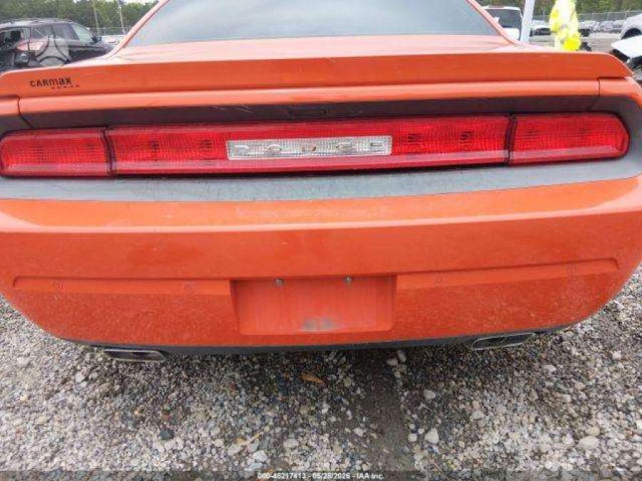 Oranžs Dodge Challenger 2013 Klaipėda, ar dzinēja tilpumu 5.70 L un nobraukumu 111 tūkst. km par 4000 €, foto 21 vietnē AUTOMOTO.COM.LV