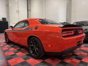 Oranžs Dodge Challenger 2020 Viļņa, ar dzinēja tilpumu 5.65 L un nobraukumu 56 tūkst. km par 28999 €, foto 7 vietnē AUTOMOTO.COM.LV