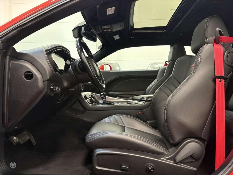 Oranžs Dodge Challenger 2020 Viļņa, ar dzinēja tilpumu 5.65 L un nobraukumu 56 tūkst. km par 28999 €, foto 14 vietnē AUTOMOTO.COM.LV