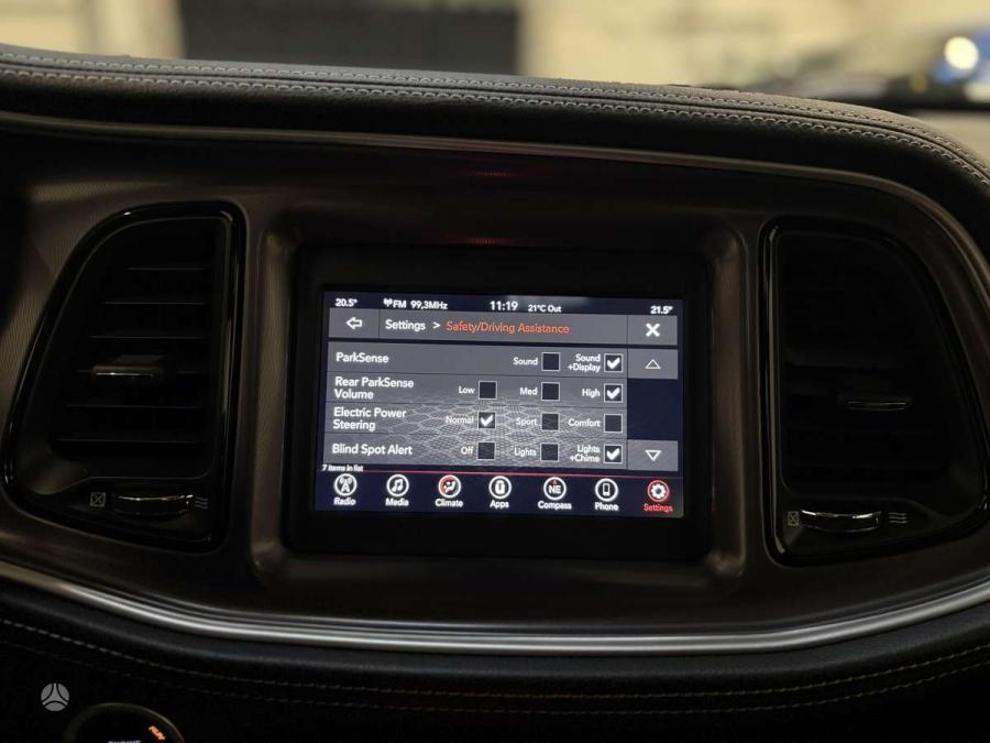 Oranžs Dodge Challenger 2020 Viļņa, ar dzinēja tilpumu 5.65 L un nobraukumu 56 tūkst. km par 28999 €, foto 27 vietnē AUTOMOTO.COM.LV
