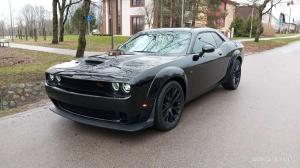 Oranžs Dodge Challenger 2023 Klaipėda, ar dzinēja tilpumu 6.40 L un nobraukumu 21 tūkst. km par 34999 €, foto  vietnē AUTOMOTO.COM.LV