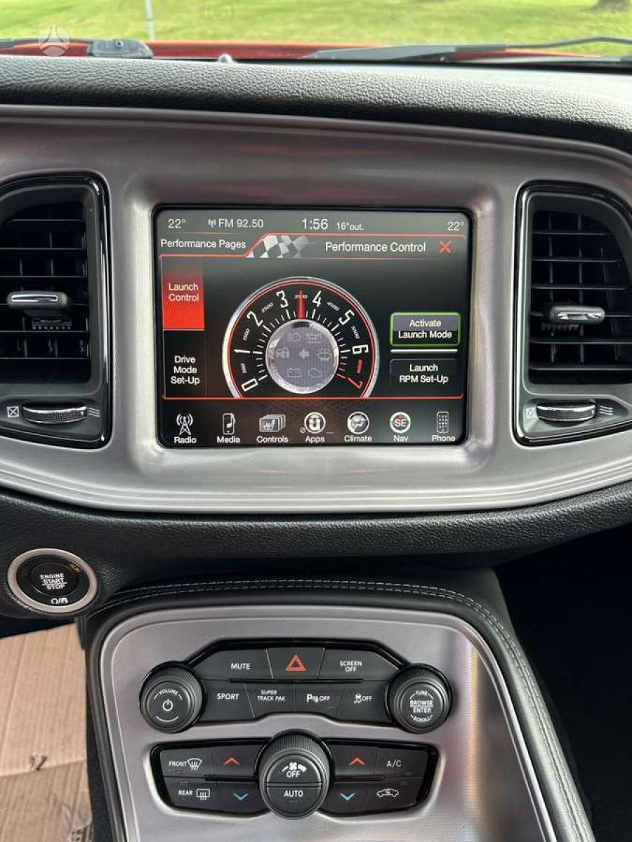 Oranžs Dodge Challenger 2023 Klaipėda, ar dzinēja tilpumu 3.60 L un nobraukumu 62 tūkst. km par 22222 €, foto 15 vietnē AUTOMOTO.COM.LV