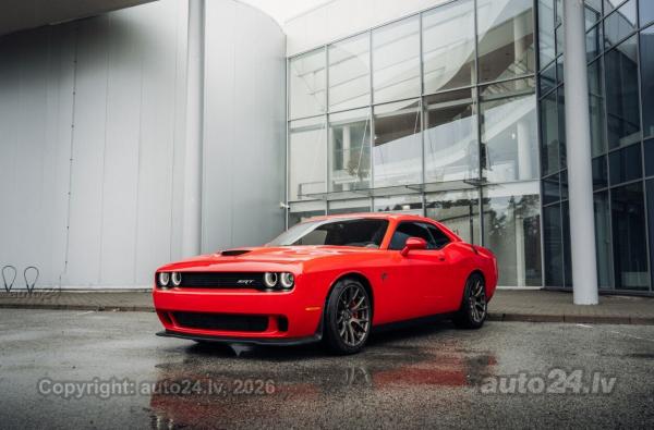 Red Dodge Challenger 2016 in Tallinn, with an engine capacity of 6.20 L and mileage of 33 thousand km for 55900 €, photo 1 on AUTOMOTO.COM.LV