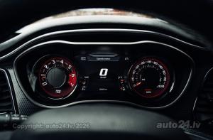 Sarkans Dodge Challenger 2016 Tallina, ar dzinēja tilpumu 6.20 L un nobraukumu 33 tūkst. km par 55900 €, foto 11 vietnē AUTOMOTO.COM.LV