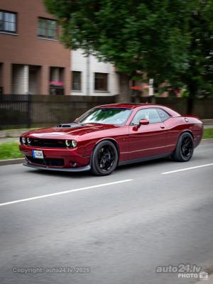Red Dodge Challenger 2017 in Tallinn, with an engine capacity of 6.40 L and mileage of 64 thousand km for 36000 €, photo  on AUTOMOTO.COM.LV