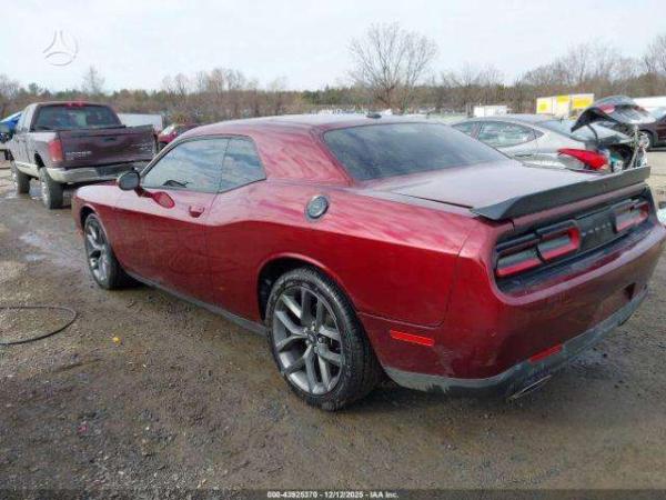 Sarkans Dodge Challenger 2019 Klaipėda, ar dzinēja tilpumu 3.60 L un nobraukumu 109 tūkst. km par 4000 €, foto 3 vietnē AUTOMOTO.COM.LV