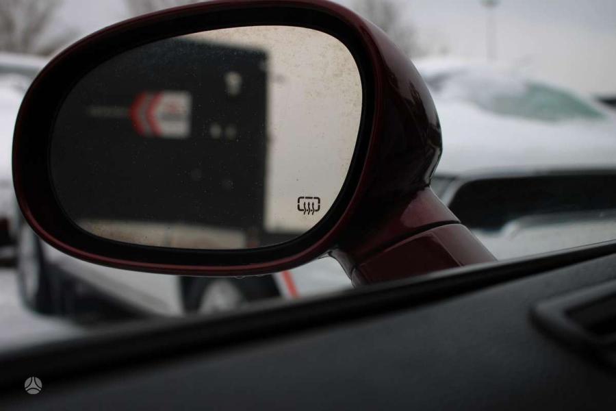 Red Dodge Challenger 2019 in Vilnius, with an engine capacity of 3.60 L and mileage of 240 thousand km for 14700 €, photo 23 on AUTOMOTO.COM.LV