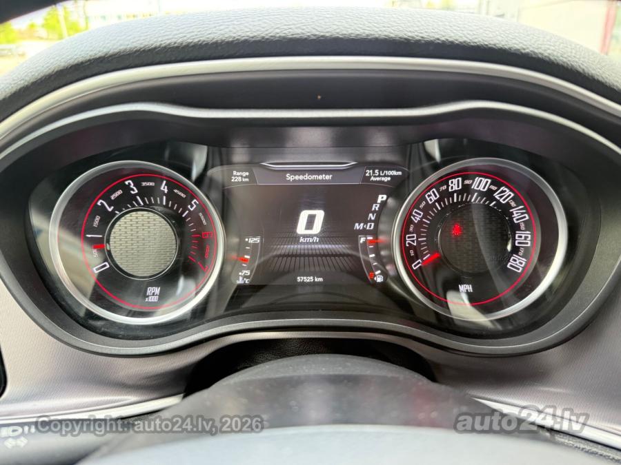 Red Dodge Challenger 2019 in Tallinn, with an engine capacity of 6.40 L and mileage of 60 thousand km for 29999 €, photo 10 on AUTOMOTO.COM.LV