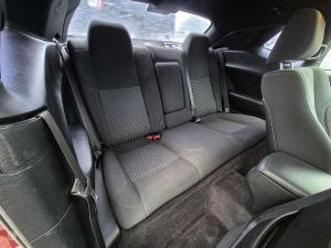 Red Dodge Challenger 2019 in Vilnius, with an engine capacity of 3.60 L and mileage of 240 thousand km for 12900 €, photo 11 on AUTOMOTO.COM.LV