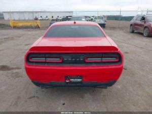 Sarkans Dodge Challenger 2020 Klaipėda, ar dzinēja tilpumu 5.70 L un nobraukumu 188 tūkst. km par 7600 €, foto 17 vietnē AUTOMOTO.COM.LV