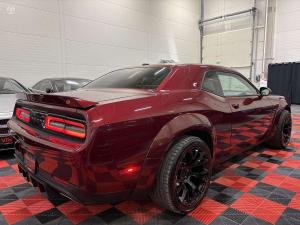 Sarkans Dodge Challenger 2021 Viļņa, ar dzinēja tilpumu 3.60 L un nobraukumu 98 tūkst. km par 21990 €, foto 5 vietnē AUTOMOTO.COM.LV