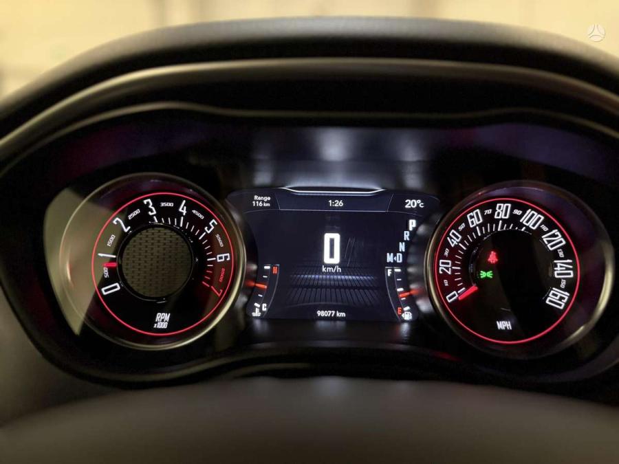 Sarkans Dodge Challenger 2021 Viļņa, ar dzinēja tilpumu 3.60 L un nobraukumu 98 tūkst. km par 21990 €, foto 22 vietnē AUTOMOTO.COM.LV