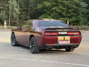 Red Dodge Challenger 2023 in Klaipeda, with an engine capacity of 5.70 L and mileage of 27 thousand km for 28500 €, photo 9 on AUTOMOTO.COM.LV