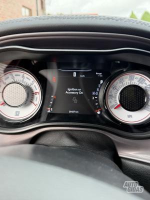Red Dodge Challenger 2023 in Klaipeda, with an engine capacity of 5.70 L and mileage of 27 thousand km for 28500 €, photo 12 on AUTOMOTO.COM.LV