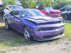 Violet Dodge Challenger 2016 in Ukmerge, with an engine capacity of 3.60 L and mileage of 100 thousand km for 9200 €, photo  on AUTOMOTO.COM.LV
