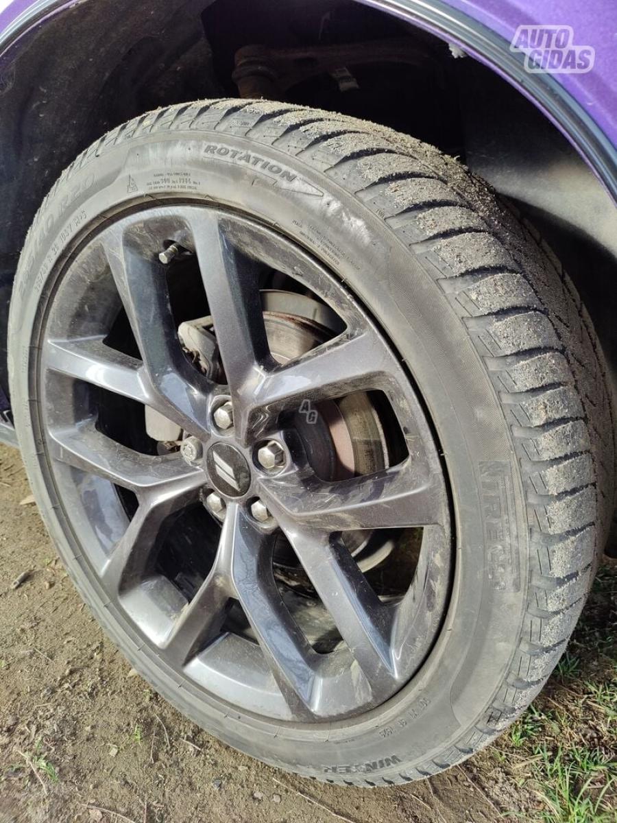 Violet Dodge Challenger 2019 in Vilnius, with an engine capacity of 3.60 L and mileage of 144 thousand km for 17000 €, photo 9 on AUTOMOTO.COM.LV